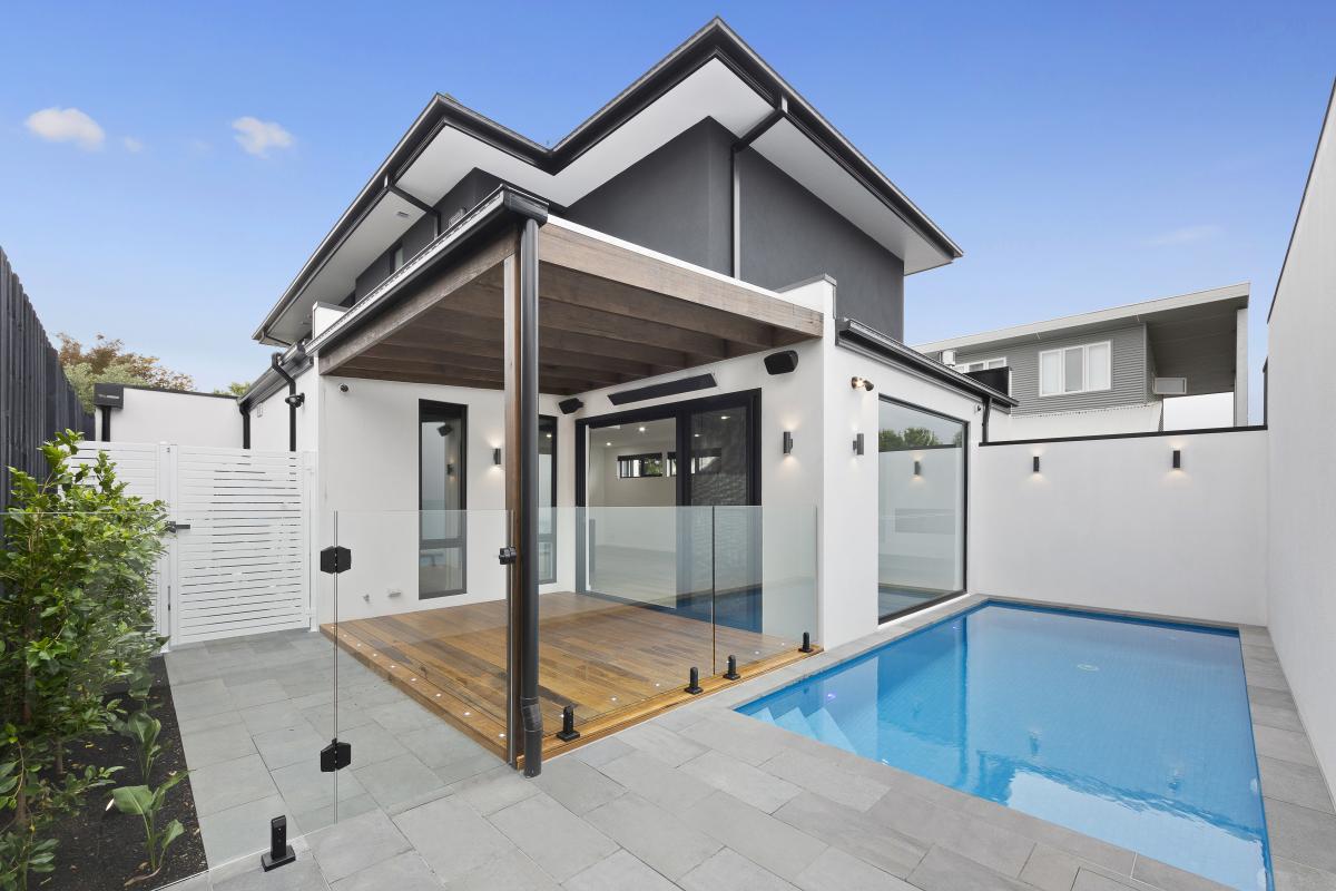 Pool Fence & Balustrading – G3 Frameless | Frameless Shower Screens ...
